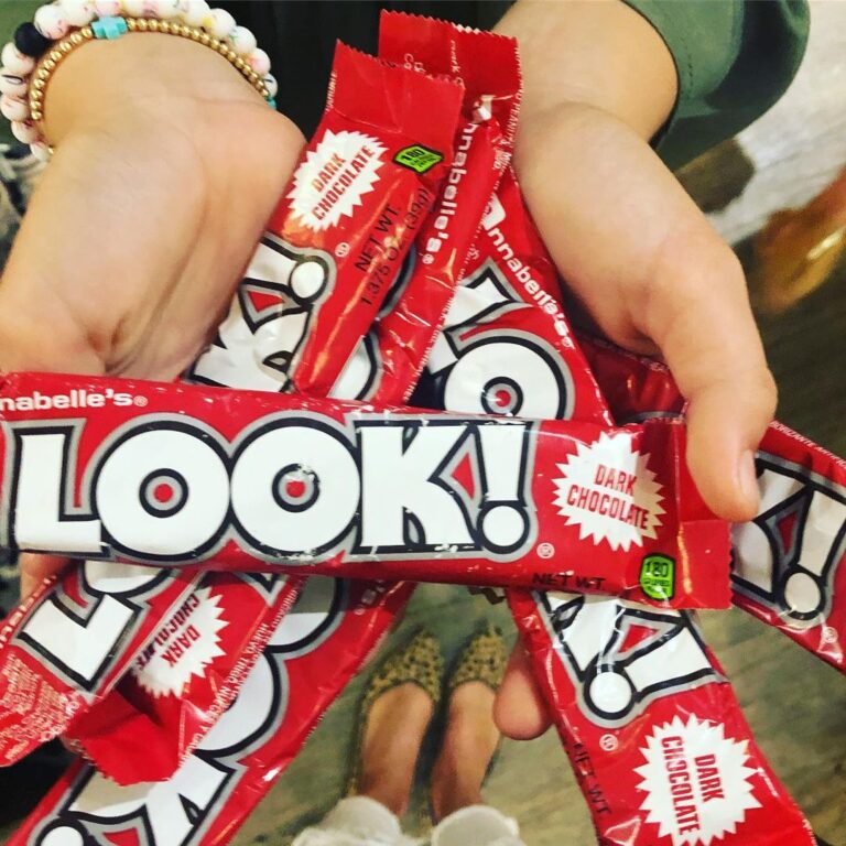 Look Candy Bar (History, Marketing & Flavors)