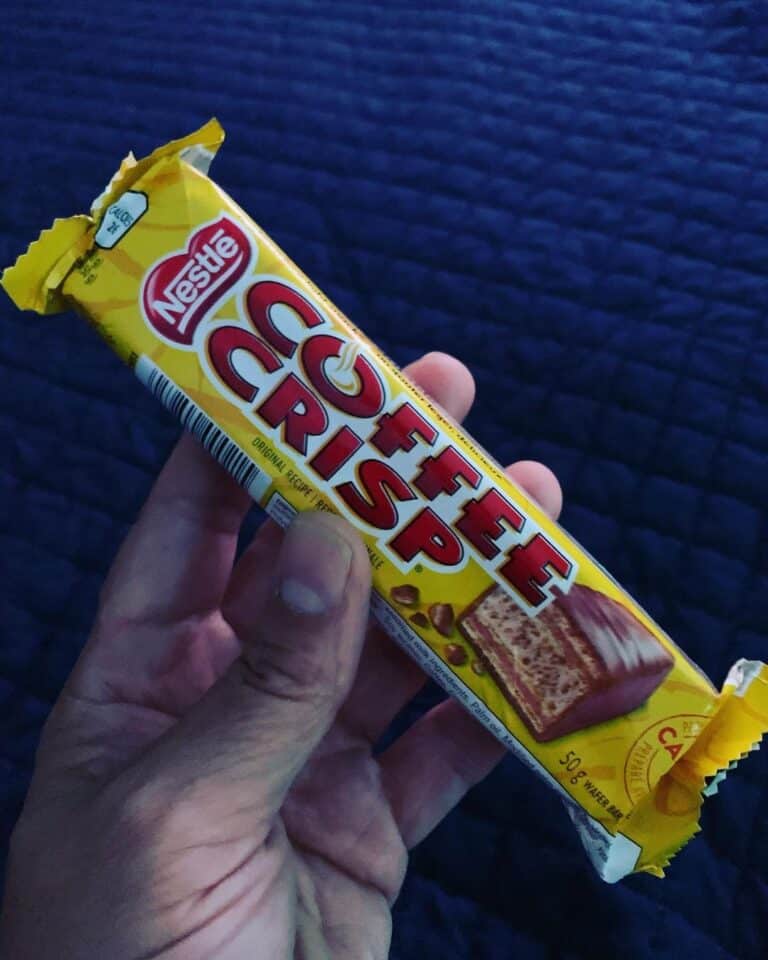 Canadian Chocolate Bars - Rich and Smooth Sweet Treats
