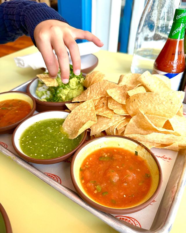 Top 5 Perfect Snacks for Your Engaging Poker Night Feast