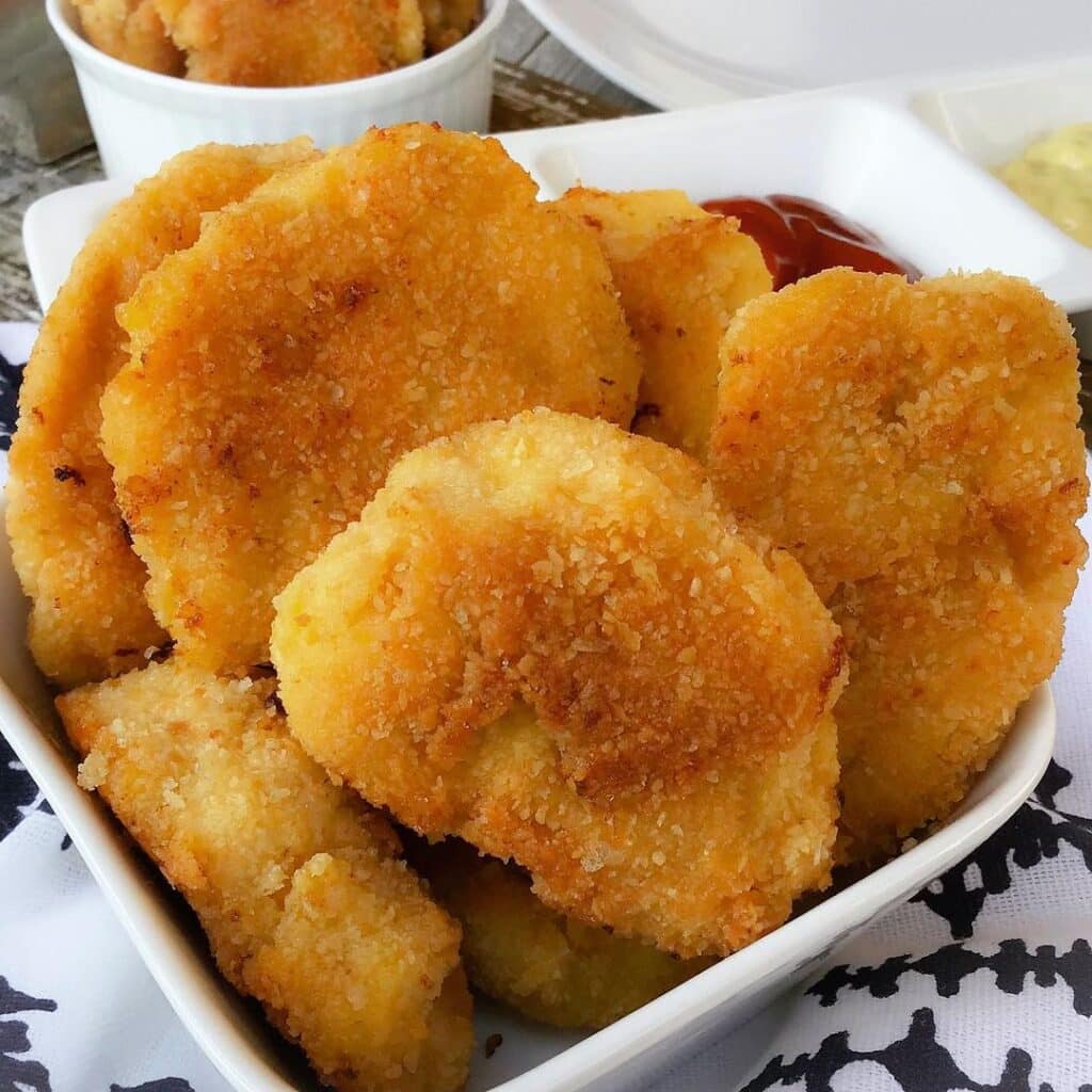 Best Snacks for Gaming: Foods to Keep You Energized All Night - Snack ...