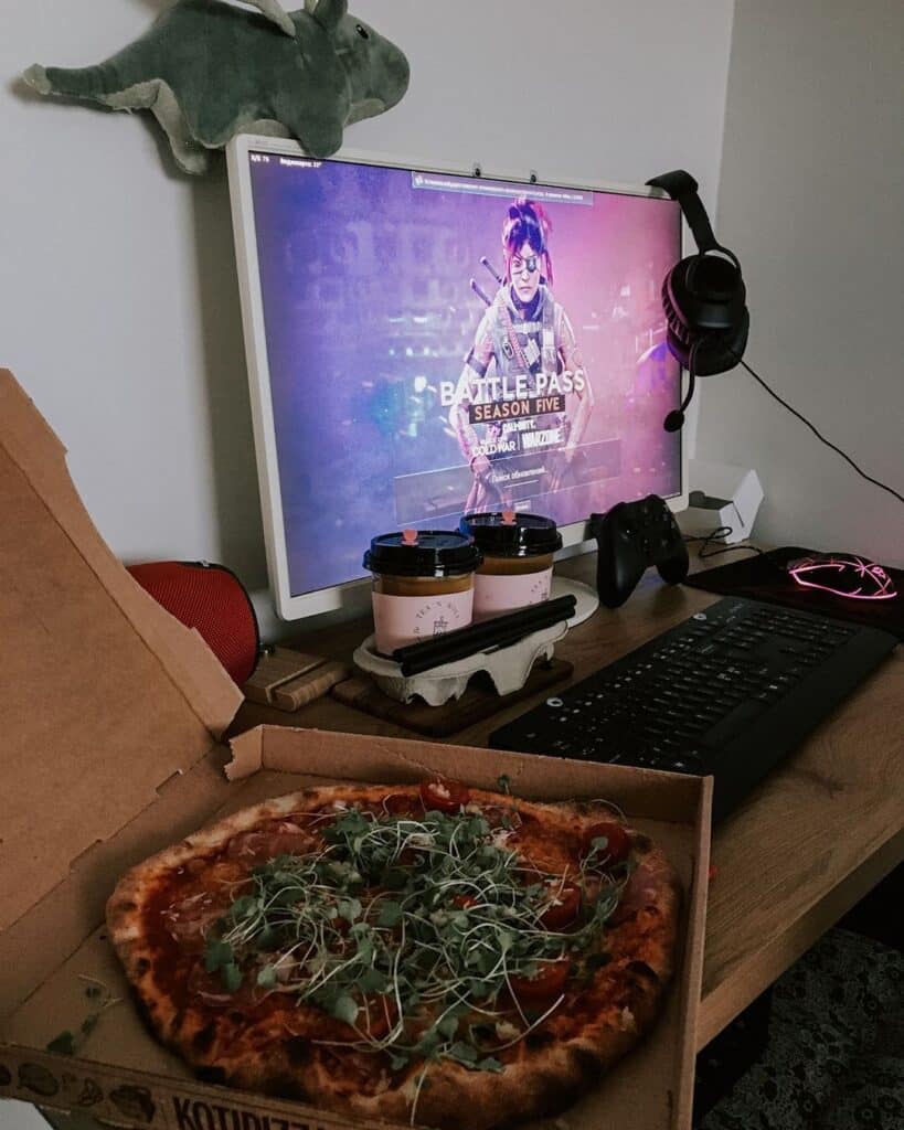 Best Snacks for Gaming: Foods to Keep You Energized All Night - Snack ...